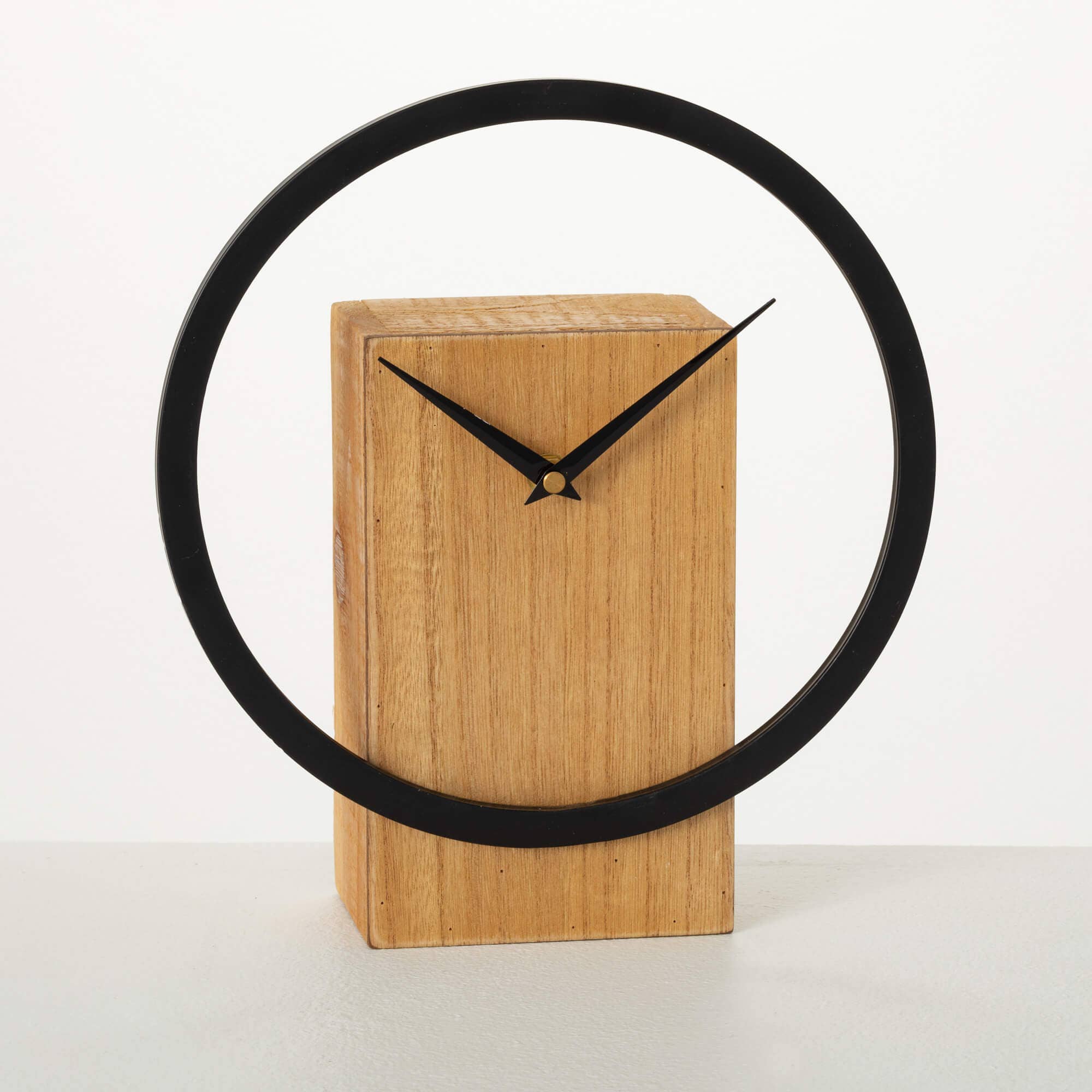 ULTRA-MODERN CLOCK | Gnometown Grounds